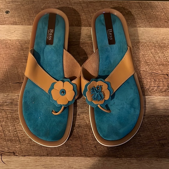 Bass | Shoes | Bass Made In Italy Sandals Size 1 | Poshmark